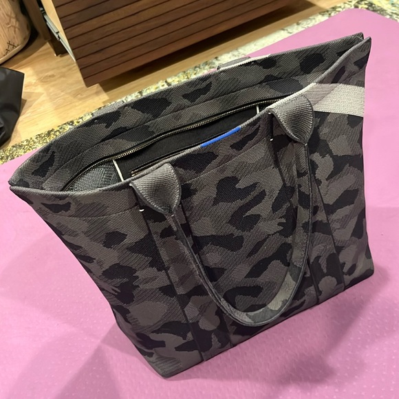 Rothy's | Bags | Rothys The Essential Tote | Poshmark